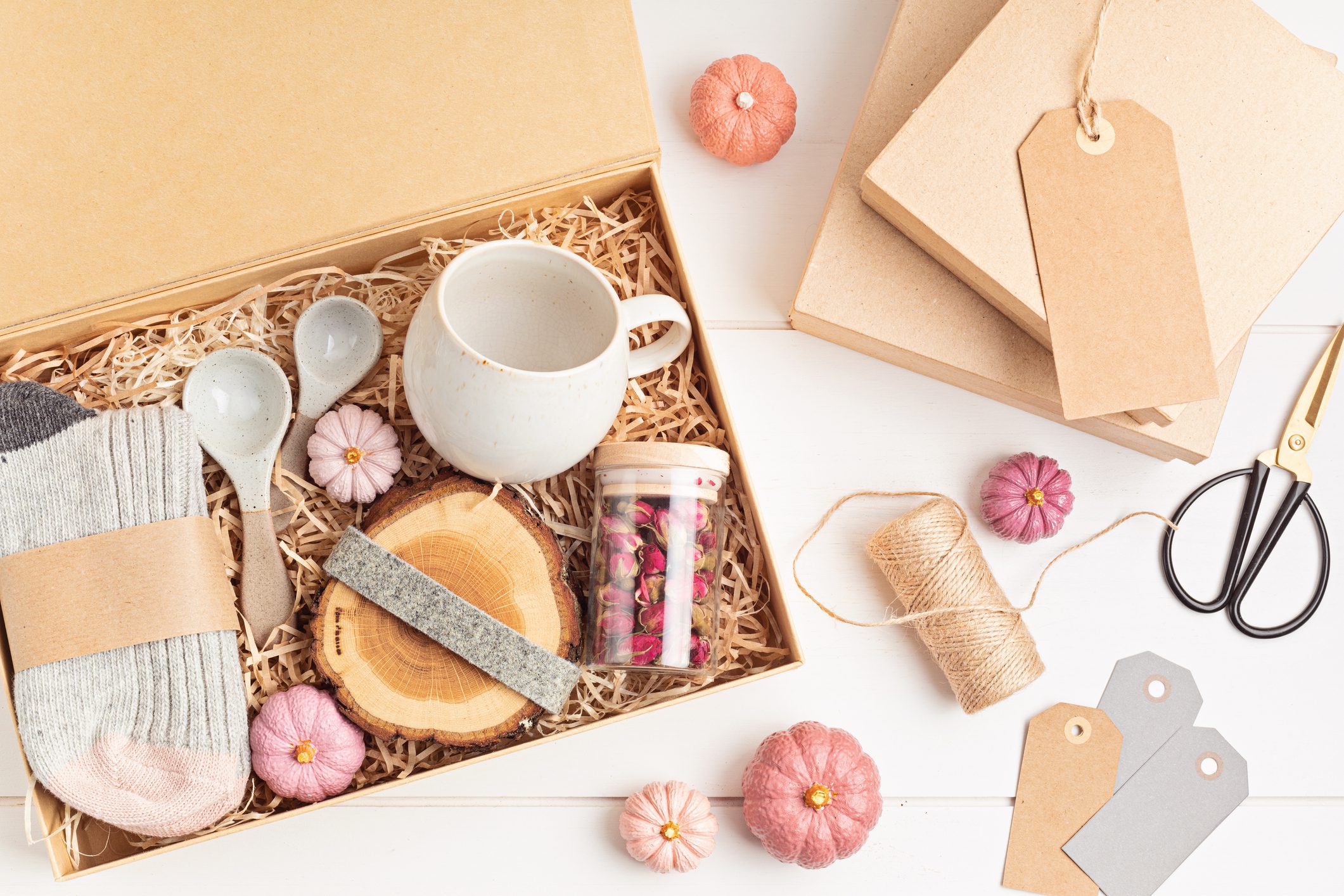 What To Put In An Employee Care Package Reward Your Appetite